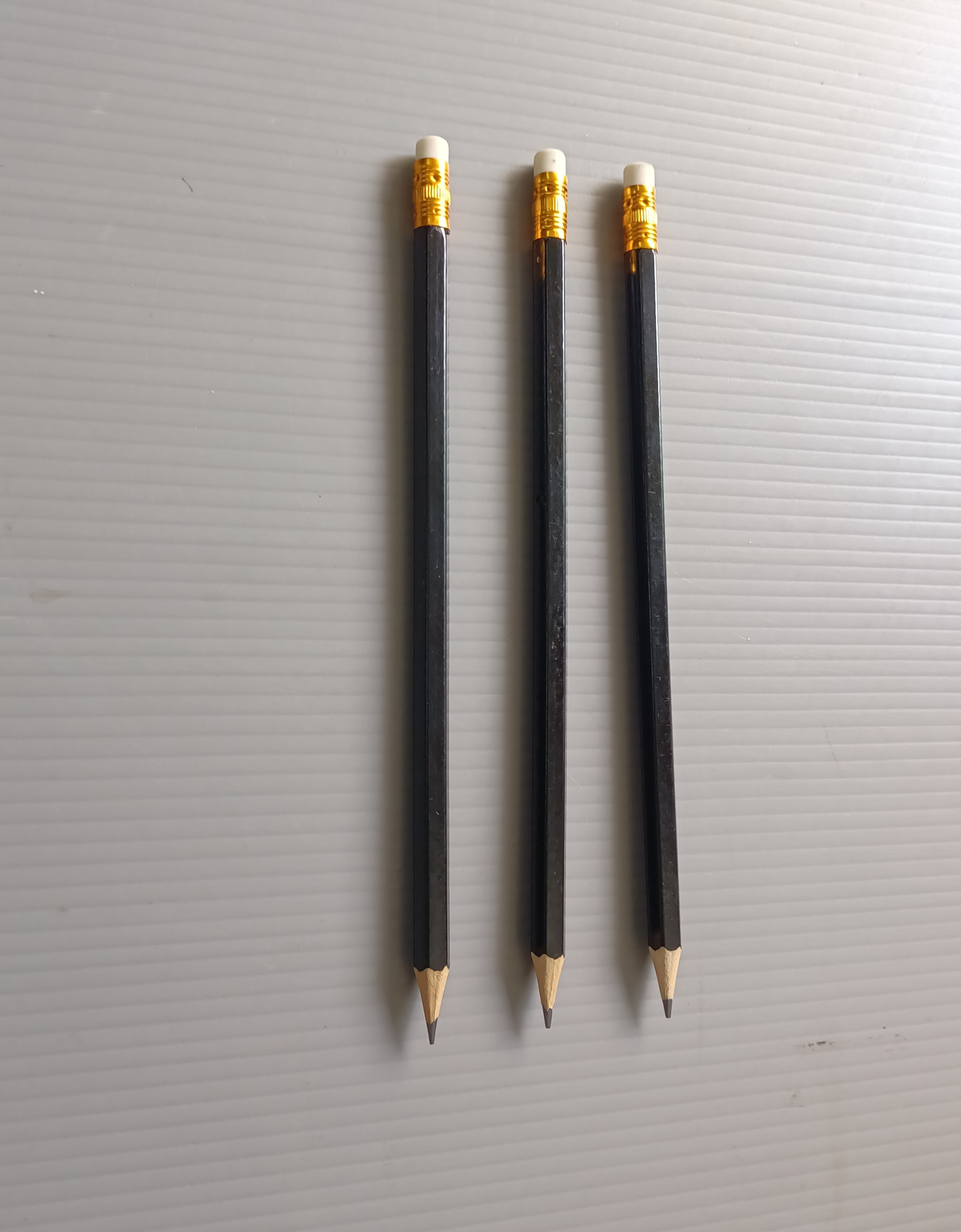PENSIL HOTEL SEGIENAM HITAM PENGHAPUS - Supplier Hotel